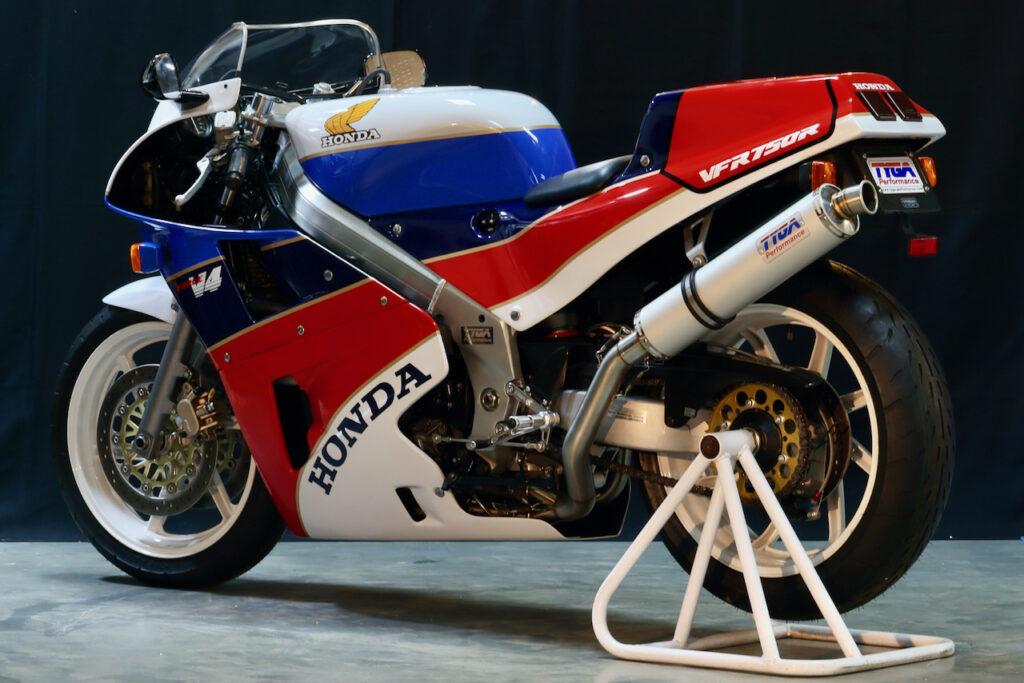 HONDA VFR750F RC36 - RC30 REPLIKA - TYGA Performance Germany